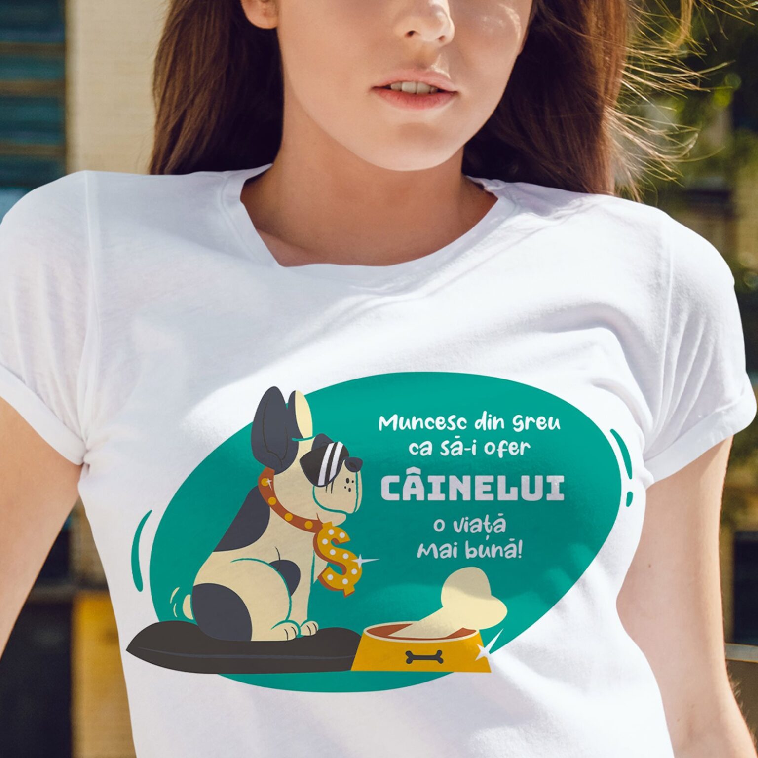 Tricou Personalizat Femei cu Mesaj — Muncesc pentru Câine | Cataleya.gift